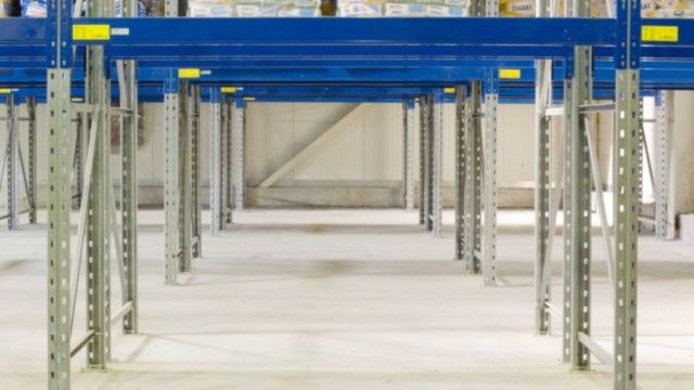 Rafturi metalice si stelaje